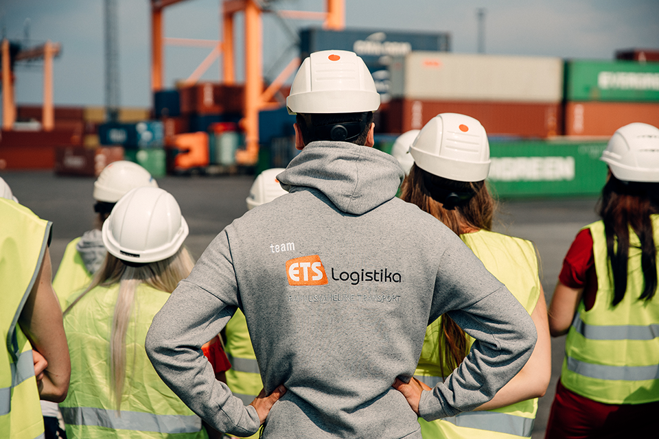 Aliexpress tilaaminen - ETS Logistics